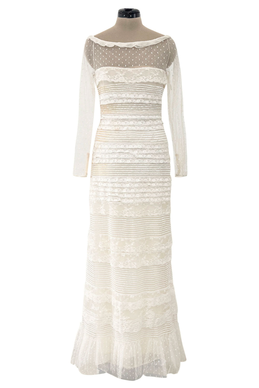 Prettiest 2012 Valentino Tiered Ivory Lace Net Dress w Tiny Sequin & B ...